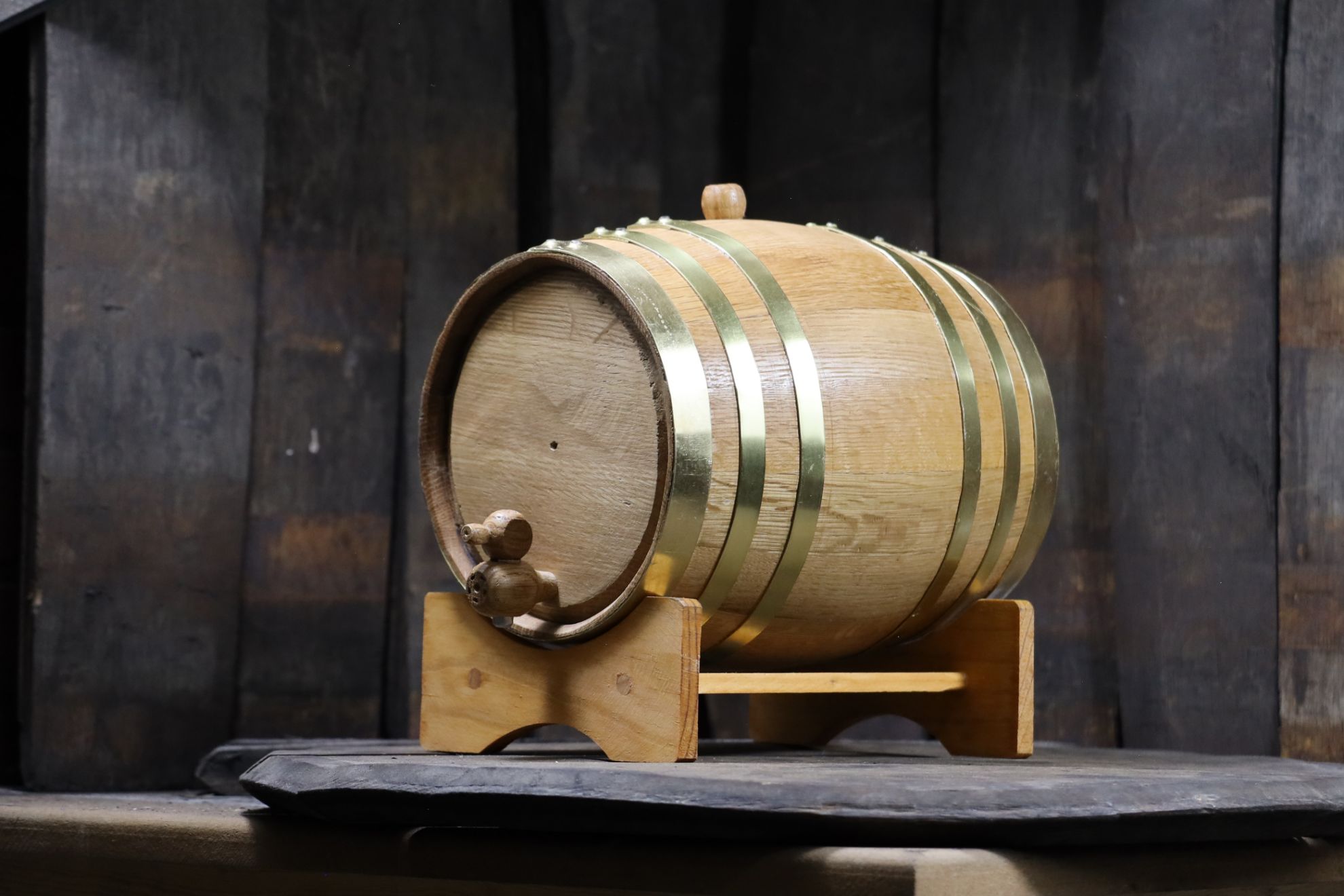Oak Barrel -1.32 gallons (5 liter) Brass Hoop
