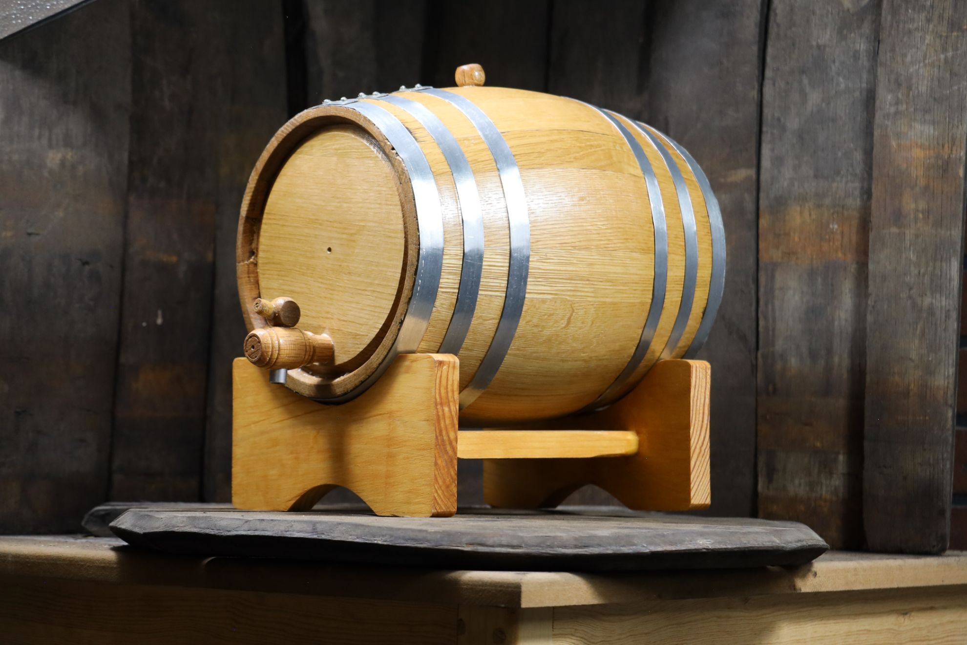 Oak Barrel -2.64 gallons (10 liter) Galvanized Steel Hoop