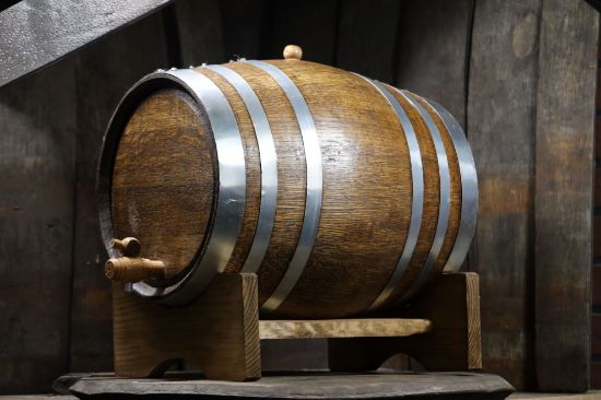 Dark Stain Oak Barrel with Black Hoops