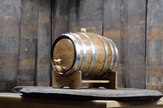 Dark Stain Oak Barrel with Galvanized Steel Hoops